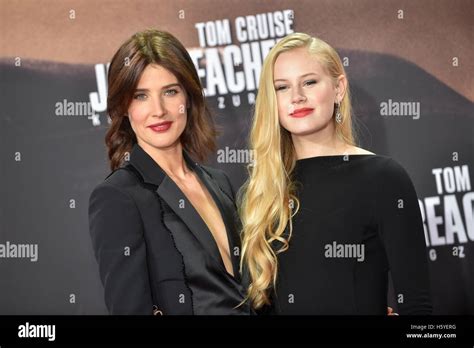 Jack Reacher Cast