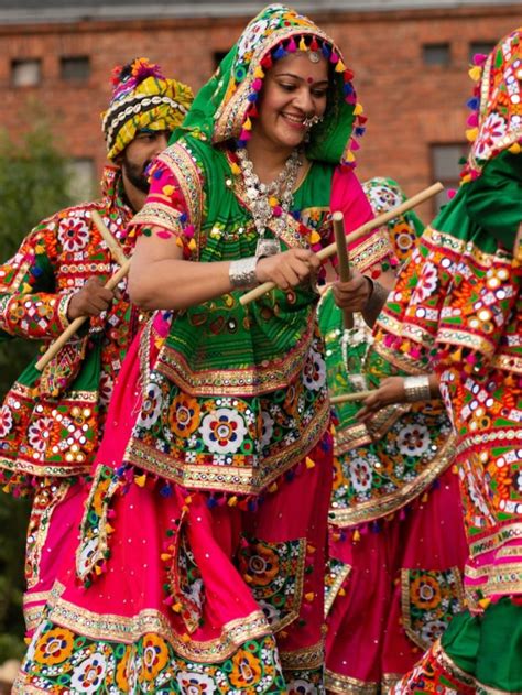 10 Best Places For Dandiya And Garba In Delhi Ncr In Pics