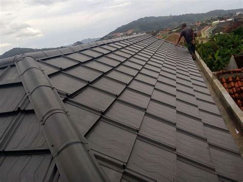 Aneka Merk Jenis Warna Genteng Penutup Atap Jual Genteng Metal Harga