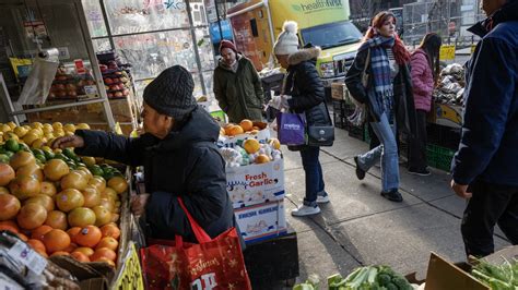 107352230 1703771170116 Gettyimages 1880386022 Personal Consumption