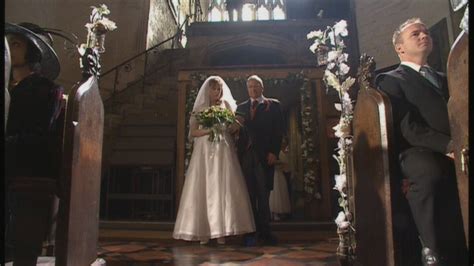 The Runaway Bride Doctor Who Image 18480038 Fanpop