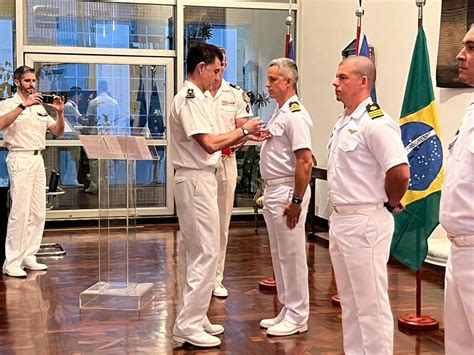 Cerimônia De Condecoração Oficiais Da Marinha Do Brasil La France
