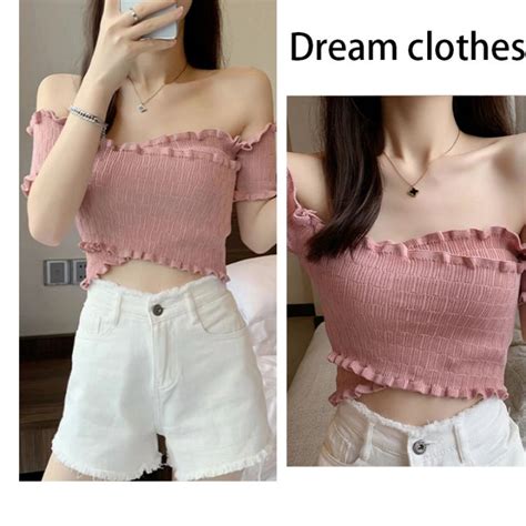 Dream Clothes🎃พร้อมส่งจากกทม🥕เสื้อครอป เสื้อเอวลอย เปิดไหล่เสื้อถักแบบ