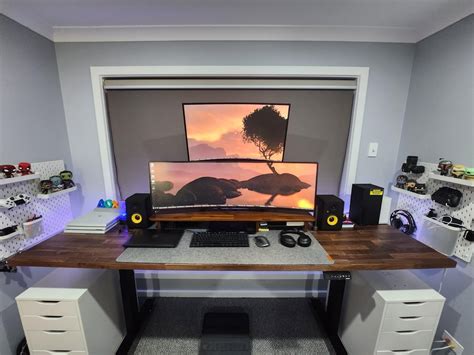 Stacked Ultrawide Setup Rbattlestations