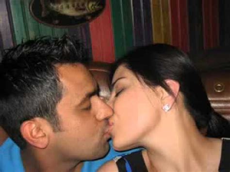 College Girl Hot Kissing Her Boyfriend Youtube