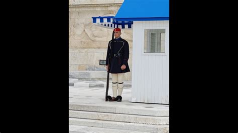 Greece Syntagma 그리스 국회의사당 근위병 교대식 Youtube