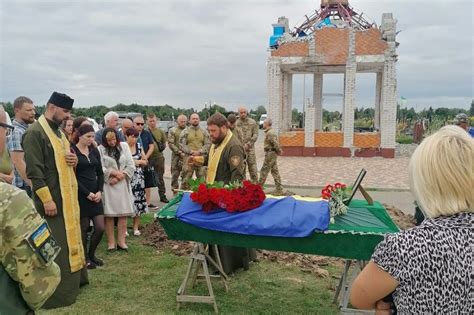 У Чернігові попрощалися із захисником Закіровим Олександром Новости Section Ukr Net