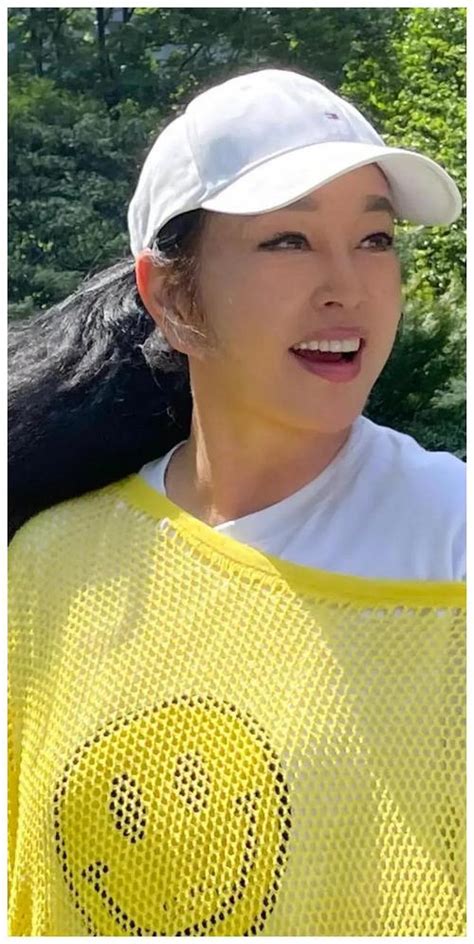 刘晓庆年轻时候的照片 刘晓庆年轻时候的照片特别好看壁纸 苗苗知道