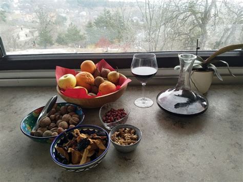 იყიდება ხაშმის საფერავი და ღვინის მინიმალური რაოდენობა