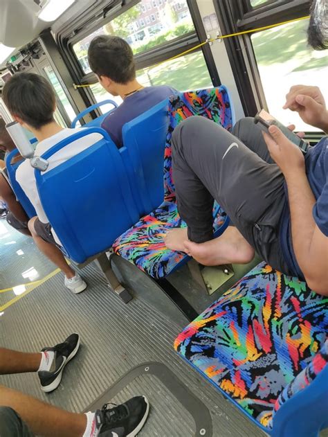 Correct Way To Sit In The Bus R Uiuc