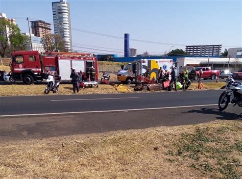 Idosa Morre E Três Ficam Feridos Após Carro Capotar Em Rodovia De Rio