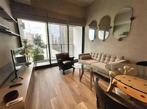 ให้เช่า คอนโด 1 ห้องนอน เฟอร์นิเจอร์ครบ The Lofts อโศก 49 ตรม 200 ม