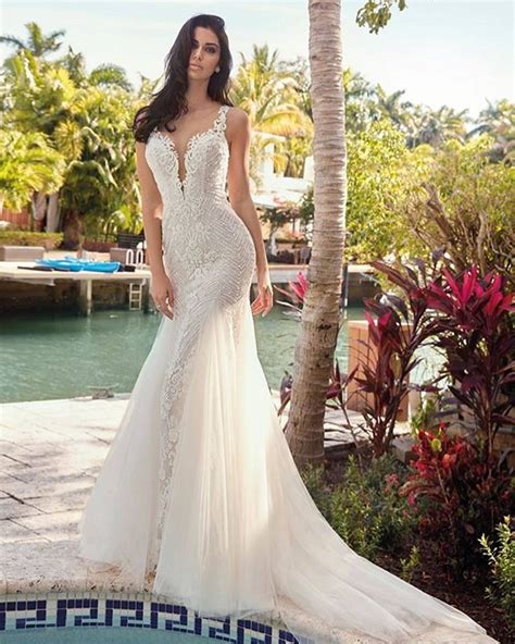 Demetriosbride Jaw Dropping Wedding Gowns