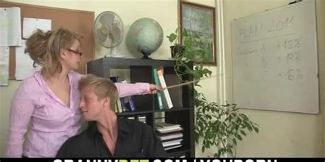 Office Lady Fucks Her Employee Tnaflix Com