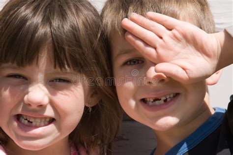 差距高清图片 阳光下的微笑 阳光下的微笑图片免费下载 5145765953 千图网pro