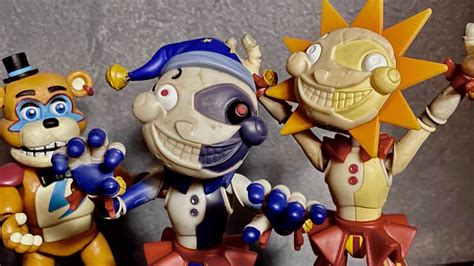 FUNKO FNAF SUN AND MOON ACTION FIGURES UNBOXING REVIEW Five Nights