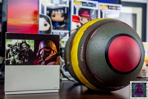 Fallout Anthology Mini Nuke Edition Photos Transparent Aluminium Net