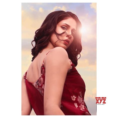 Actress Lavanya Tripathi Gorgeous New Stills Social News Xyz