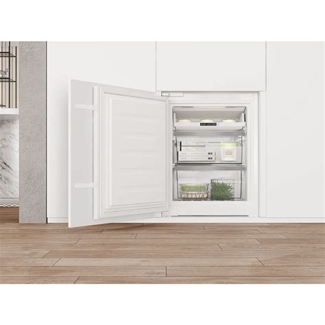 Встраиваемый холодильник WHC20 T593 P в официальном магазине Whirlpool