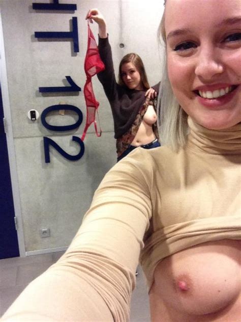 PictureFree The Nipple Porn Pic