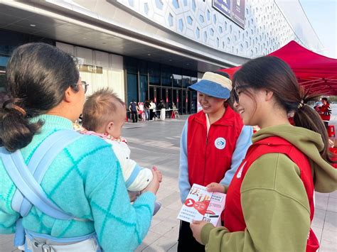 宪法宣传周普法宣传零距离绘就法治同心圆 长江大学法学院