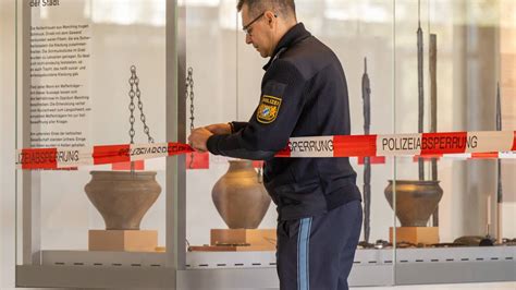 Goldraub In Museum In Manching Einbruch Dauerte Nur Neun Minuten
