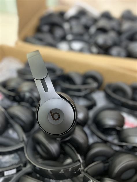 How To Spot Fake Refurbished Beats Bose Apple Headphones A Buyer S Guide Wholesale