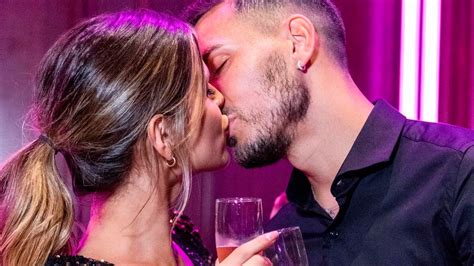 La Historia De Amor De Leandro Paredes Y Camila Galante El Flechazo De Adolescentes Que Los