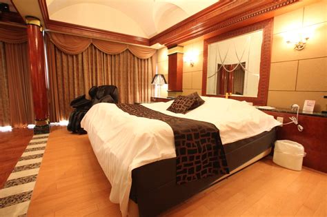 Suite Room 女子会をレジャーホテルで利用するなら大阪十三の【ネオエクセレンス】 十三のラブホテルで女子会を楽しもう