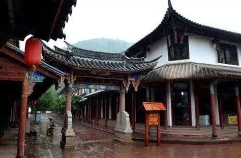 漫步红色石板路感受大姚石羊古镇千年历史享受悠闲慢生活多图