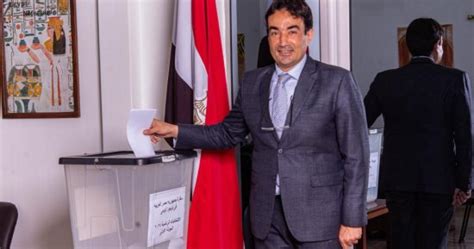 سفير مصر لدى توجو يدلى بصوته فى الانتخابات الرئاسية فيديو وصور