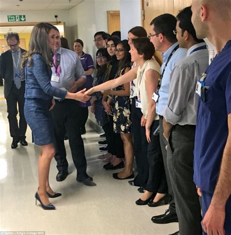 Kate Middleton Meets London Bridge Attack Survivors Daily Mail Online