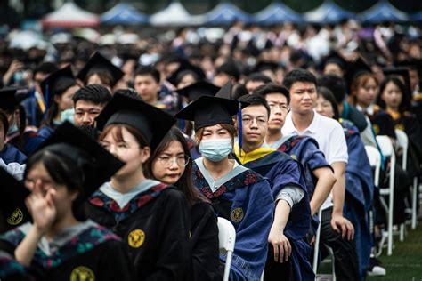 Chine Les Relations Sexuelles Entre étudiants Sanctionnées Par Des