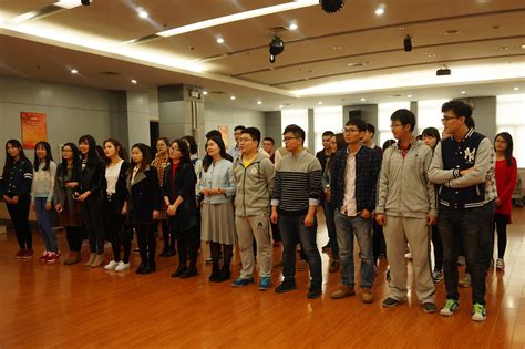 经济与管理学院研究生会素质拓展活动顺利举行 武汉大学经济与管理学院
