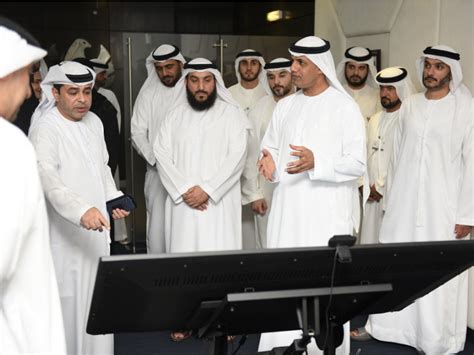 Dubai Customs Director General Inspects Cdm And Control Room