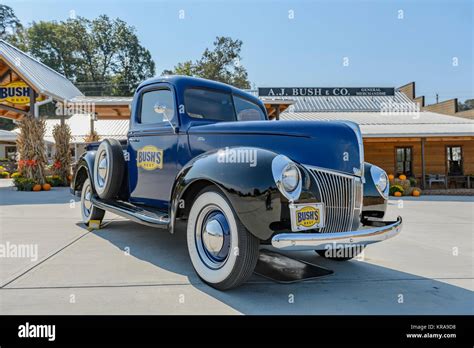 Pin 1940 Ford Pickup