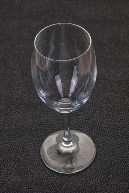 Premium Photo Empty Glass Cup