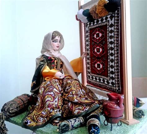 Dolls in Azerbaijan national clothing Азербайджанский национальный костюм