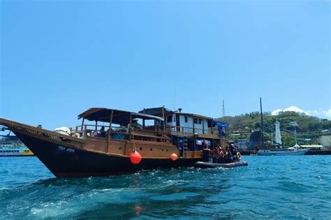 Daftar Tempat Wisata Populer Di Nusa Tenggara Barat ANTARA News