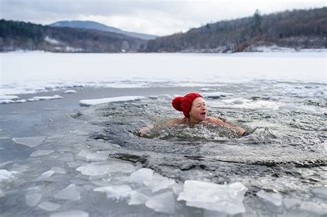 Cold Water Immersion Practice Wim Hof Method To Longevity