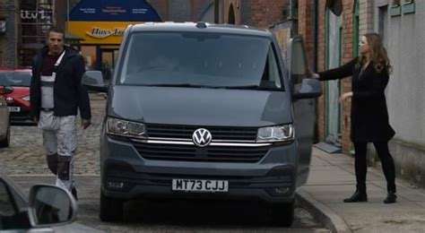 IMCDb Org 2023 Volkswagen Transporter T28 TDI Highline T6 Typ 7H In