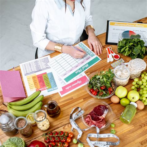 Nutritionist Vs Dietitian Whats The Difference