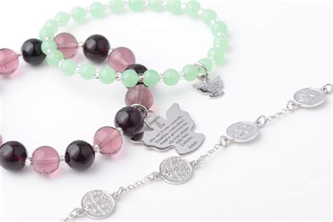 7 Types Of Religious Bracelets To Wear With Style