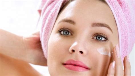 Bacoderm Krem Nedir Ve Bacoderm Ne İçin Kullanılır Bacoderm Krem