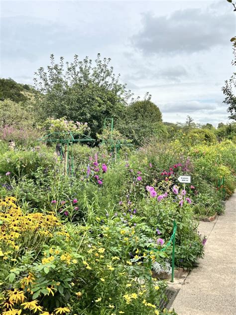Giverny A Look Inside The Magical World Of Monet The Glam Pad