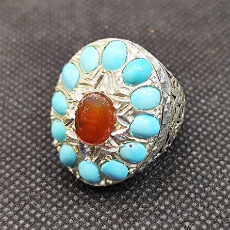 قیمت و خرید انگشتر نقره مردانه مدل سنگ فیروزه نیشابور و عقیق یمانی 13 جواهر کد 37