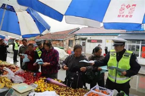 重磅行动 抚松交警赶大集，安全带系起来，劝导搞起来，反光贴粘起来澎湃号·政务澎湃新闻 The Paper
