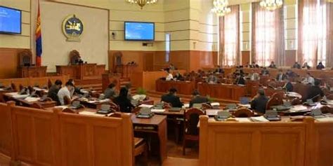 Чуулганы хуралдааныг хаалттай горимд шилжүүлэв Гэрэл гэгээ