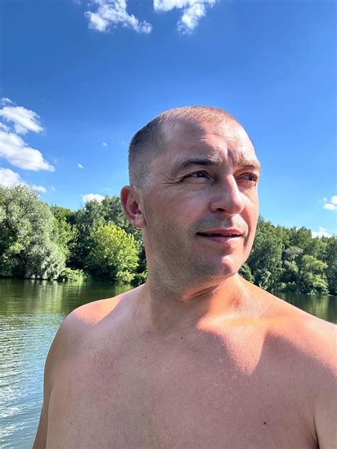 На сапе покатал