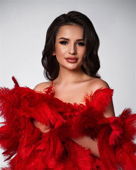 Макіяж Курси макіяжу Зачіски Київ Touch Magazine Makeup Hair